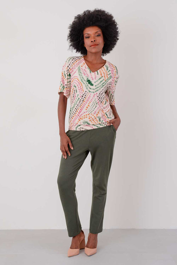 Scene | Moda Feminina: Calças, Camisetas e Bermudas